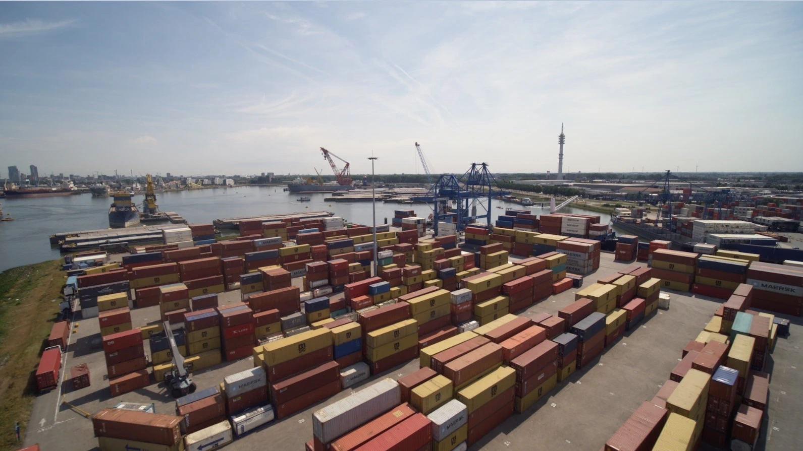 Laden en lossen met hulp van de wind | Eneco Grootzakelijk