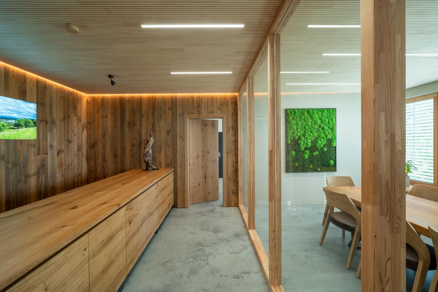 SLOTLIGHT INFINITY efficient lighting solution┃ Zumtobel Lighting