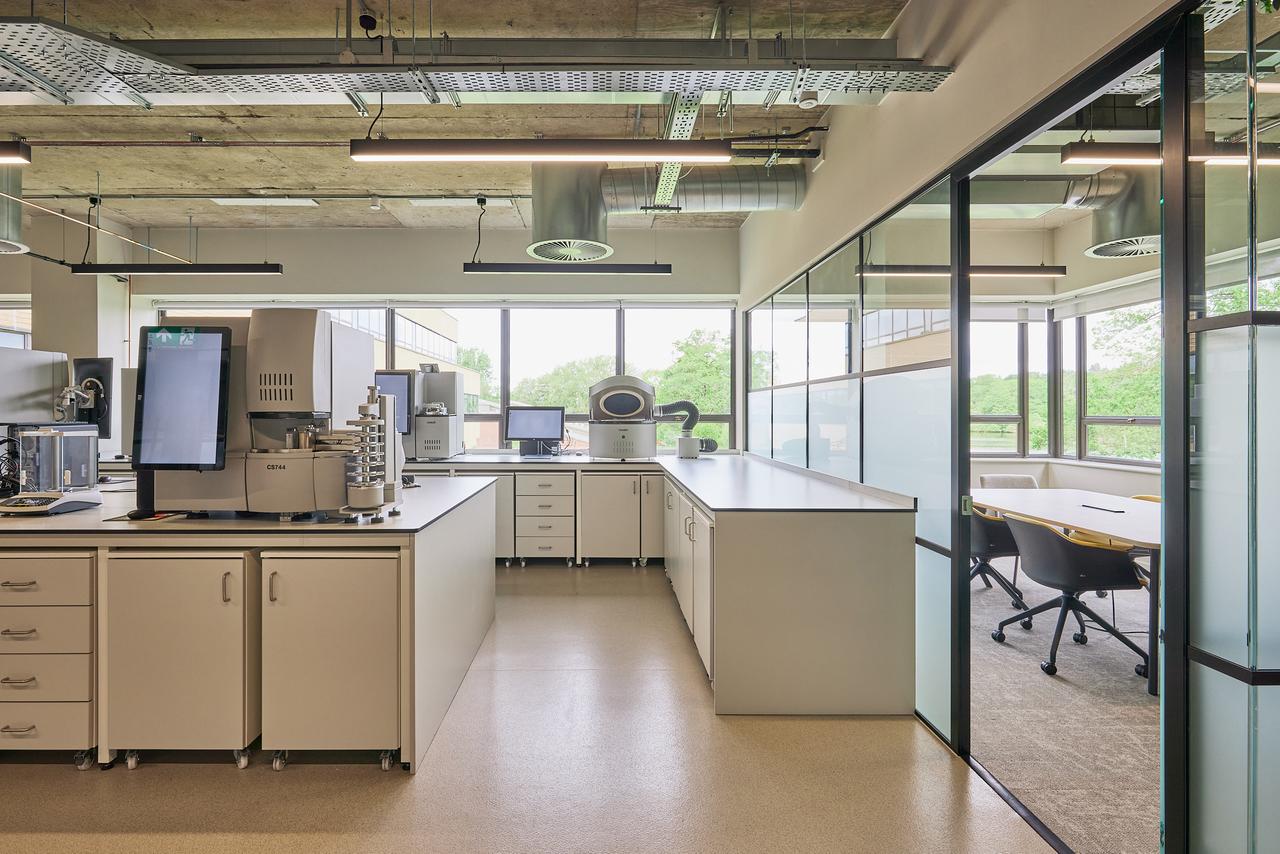 Lab Space | Wet & Dry Lab Spaces for Rent | Bruntwood